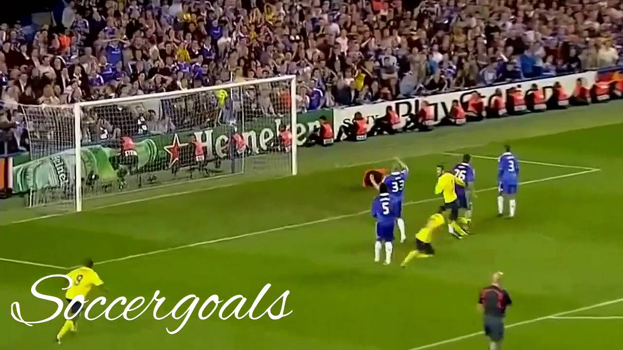Andres Iniesta goal vs Chelsea (2009) - YouTube
