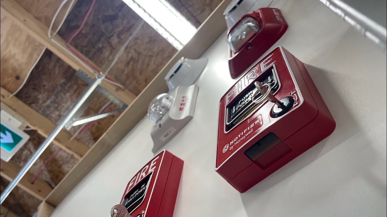 Notifier NFS-320C Fire alarm demo system test. - YouTube