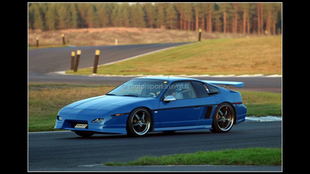 Blue Fiero @ Alastaro (GT-TURBO) - YouTube