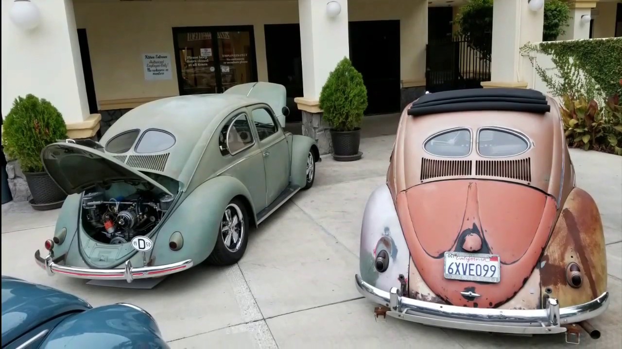 VW SPLIT WINDOW BUGS AT THE VW TREFFEN AT THE PHOENIX CLUB IN ANAHEIM ...
