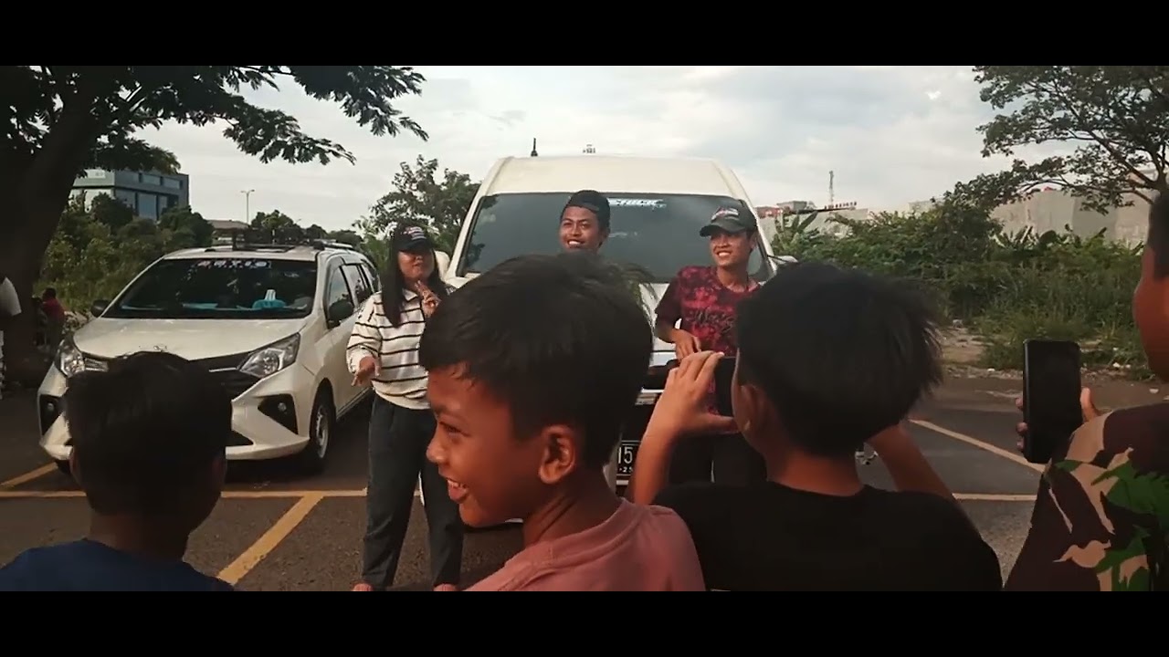 BEKASI TIMUR BLUE PLAZA MOBIL BASURI - YouTube