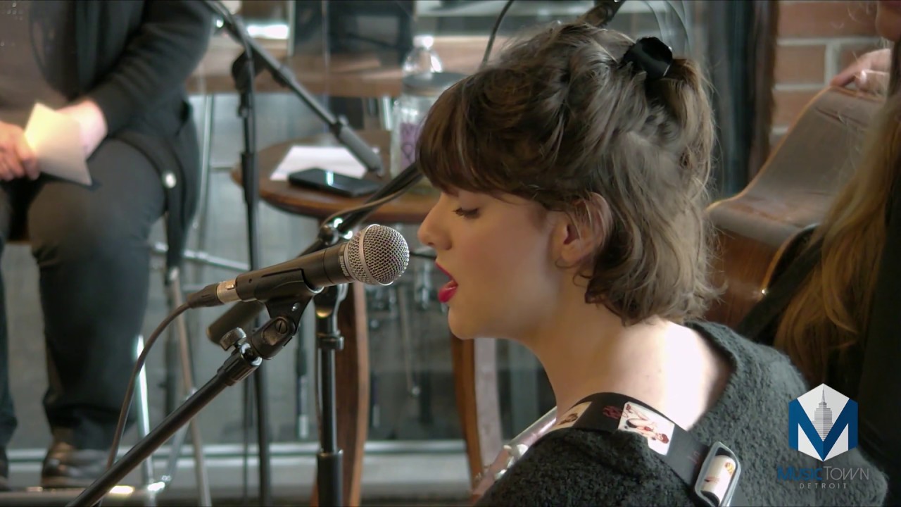 Alicia Michilli and Shannon LaBrie Perform Live on Behind the Mic with ...