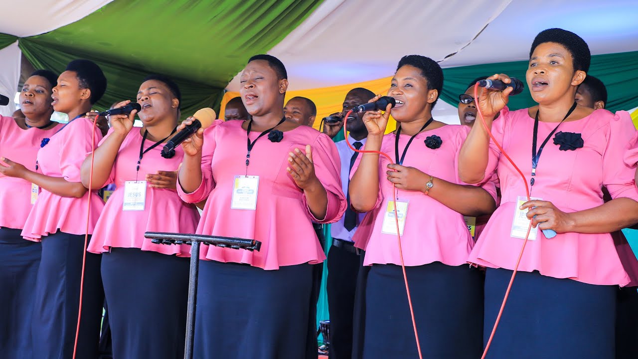 KURASINI SDA CHOIR~ LIVE PERFORMANCE - YouTube