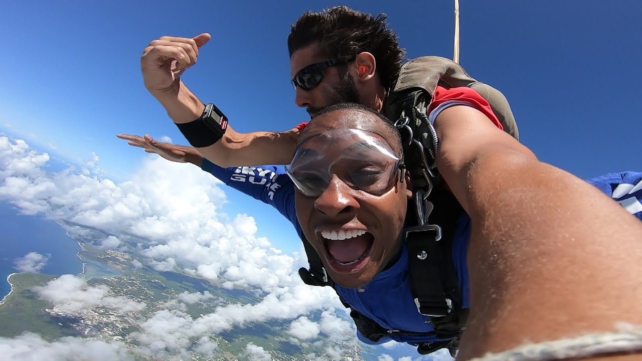 SKYDIVING IN GUAM | SKY DIVE | GUAM | BUCKET LIST - YouTube