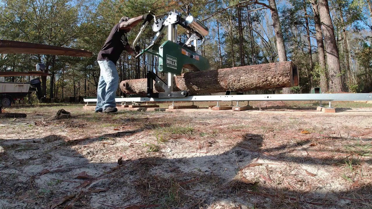 Milling an Oak Log - YouTube