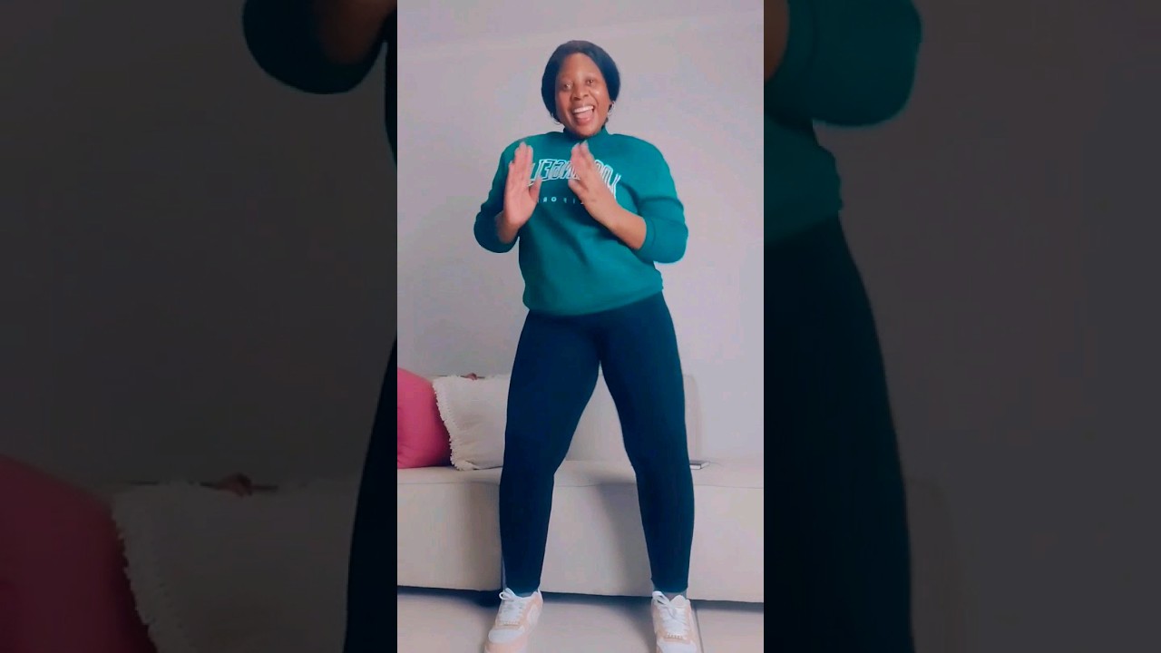 I missed dancing #tholakele #shorts #shortsvideo #youtubeshort #danceshorts #dance - YouTube