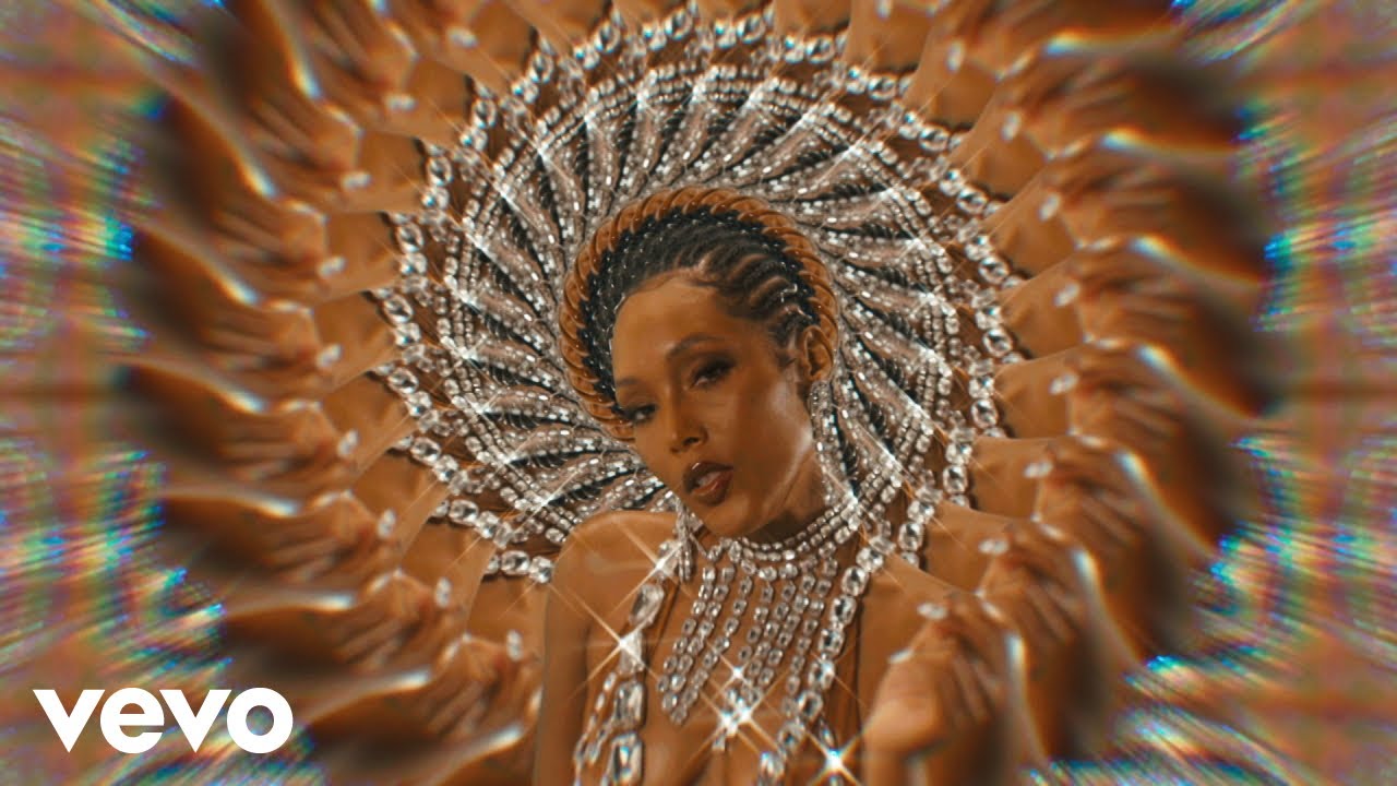 India Shawn - Don't Play With My Heart (Official Music Video) - YouTube