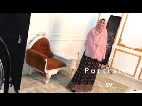 Sarah vi models Brand ambassador of fisura scarf