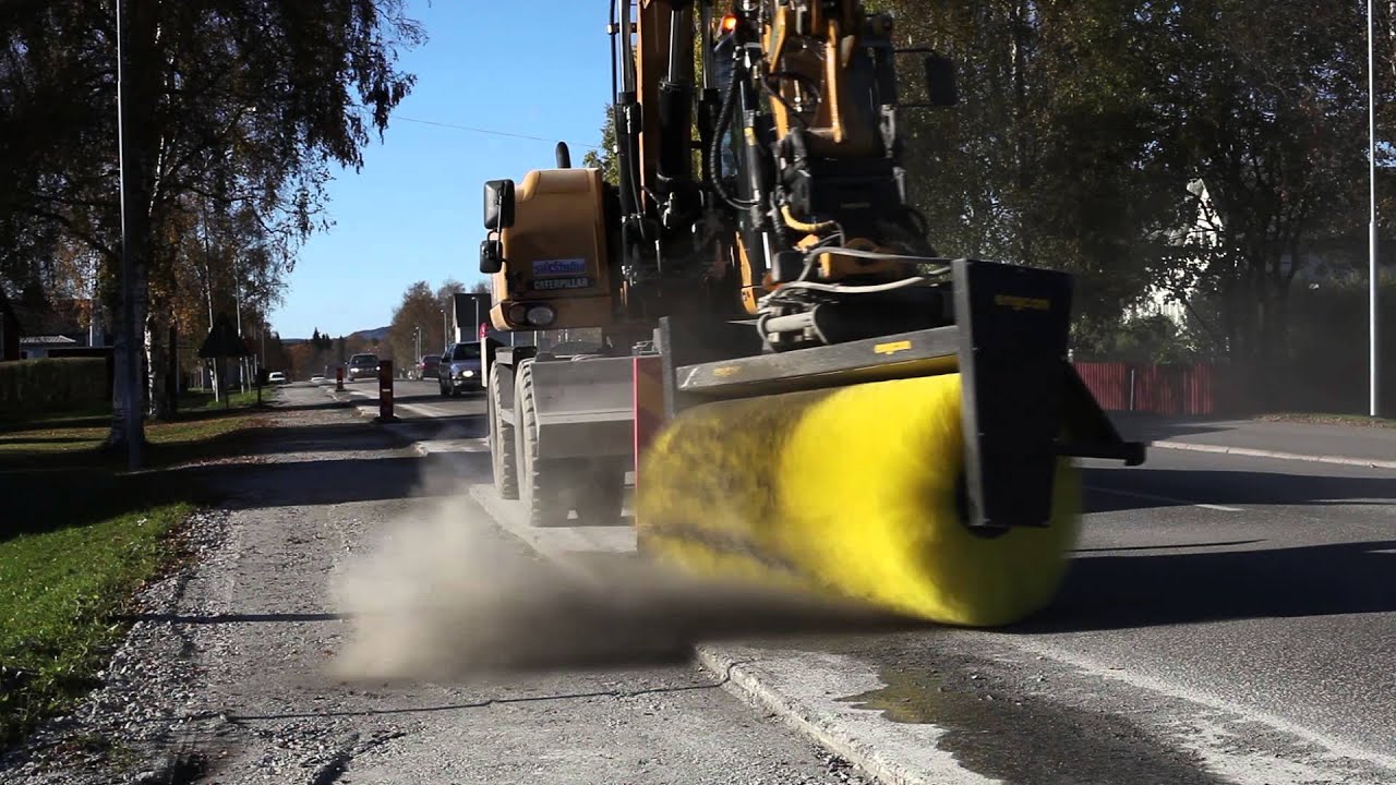 engcon Demo 2014 - YouTube