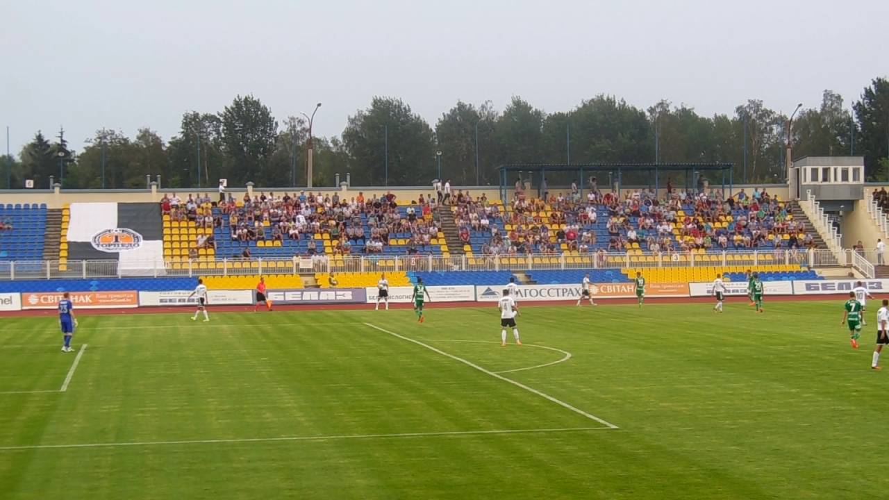 Фан-сектор Торпедо поёт - YouTube