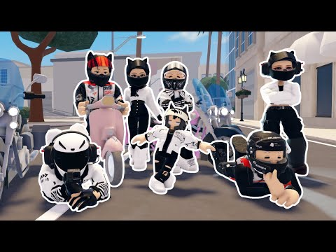 TOURING NAIK MOTOR BARENG KELUARGA BOKIR | 💖 Berry Avenue Roblox Indonesia