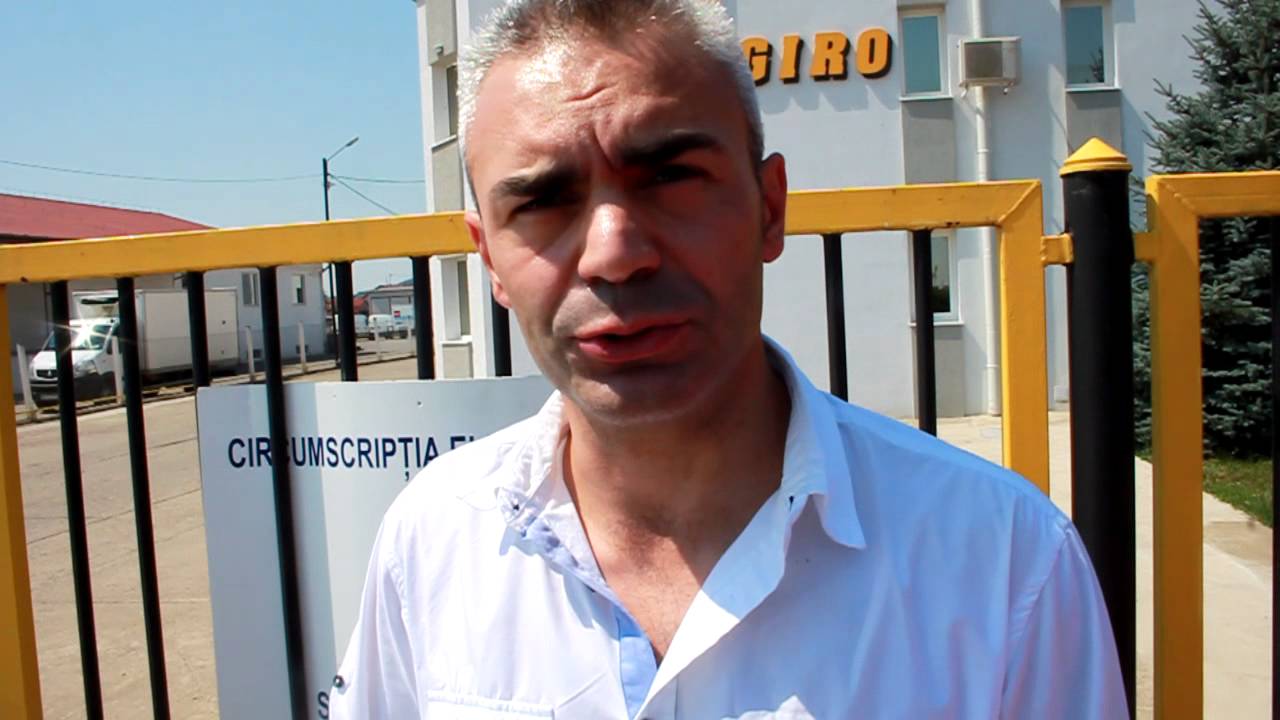 Simone Albani, la referendum - YouTube