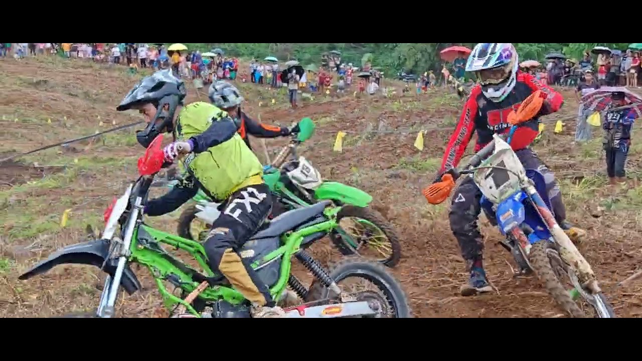 Mike Menduza vs Birok On Board - YouTube