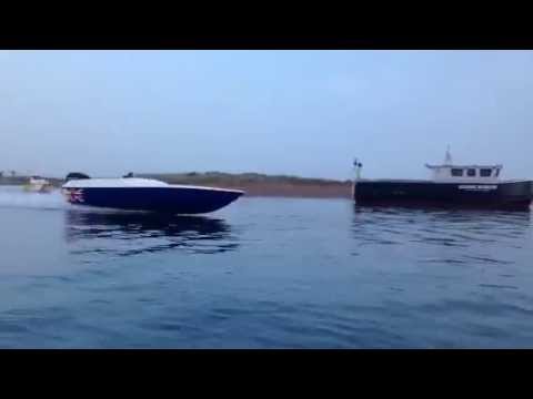 Phantom 200hp race boat - YouTube