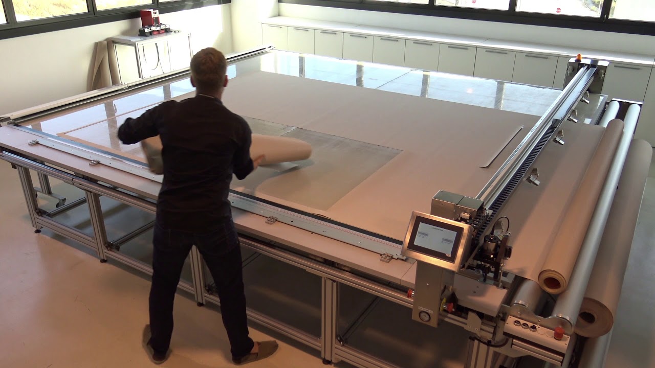 Automatic cutting machines for roller blinds and screens / M1-PC - YouTube
