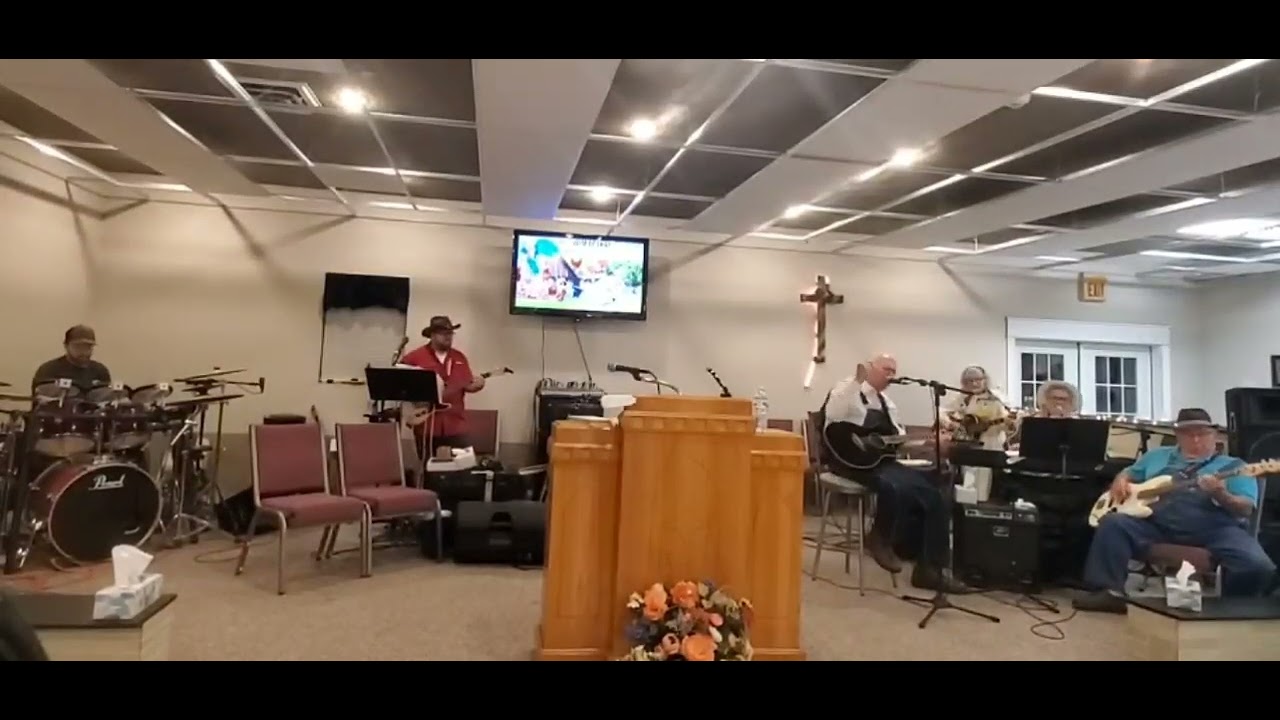 Bro. Ruedrich "God Delivers Again" Singing-May 2023 - YouTube