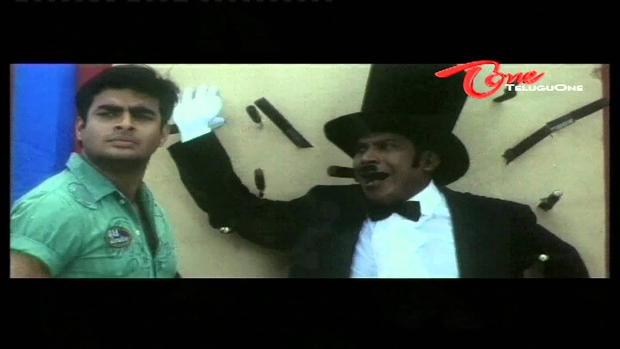 Vadivelu Hilarious Magic Show | Comedy Scene - NavvulaTV - YouTube