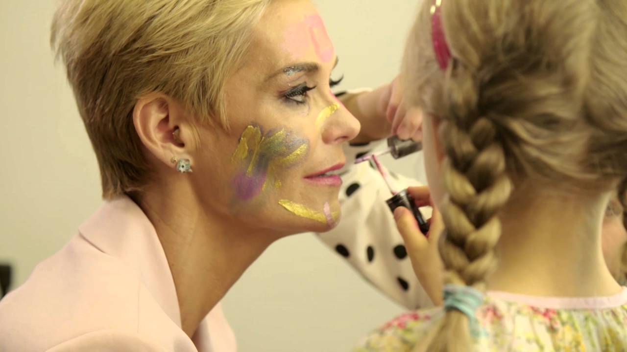 #LETGIRLSBEGIRLS live on Studio 10 with Jessica Rowe - YouTube