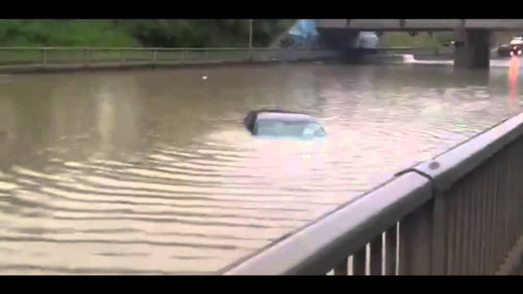 Toronto flash flood - YouTube