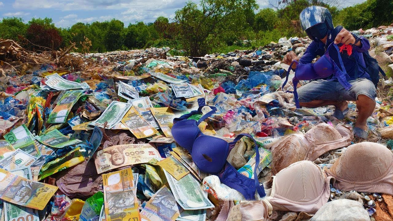 Wow Wow Wow Surprise! Lucky Day Found Bra , A Lot of Thing Money $$ At ...