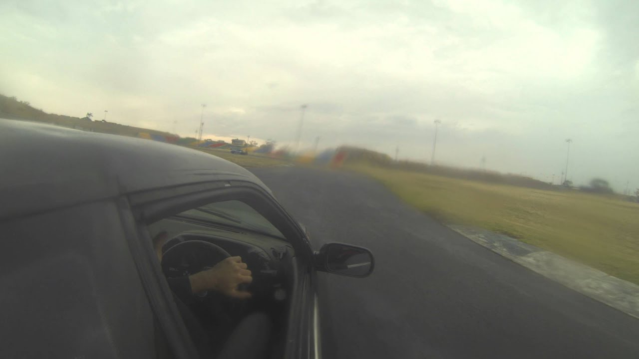 VicDrift Practice Day 20/12/2015 - Wet Weather Fun Hamish Dawson r32 ...