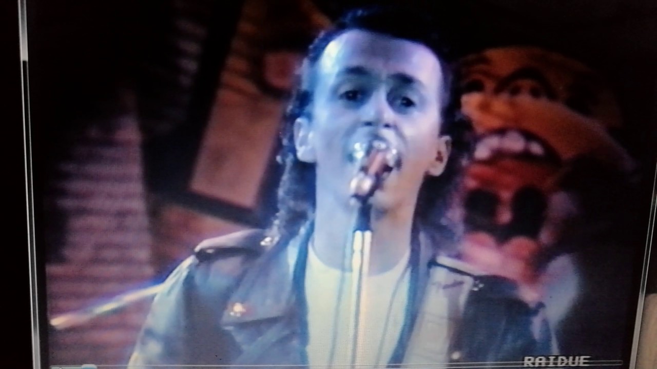 DOC live 1989 "Dimmi la verita" - YouTube