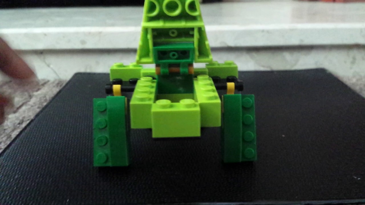 Lego skull crawler - YouTube