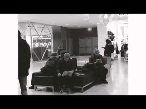 20 Candid Photos At The Mall.