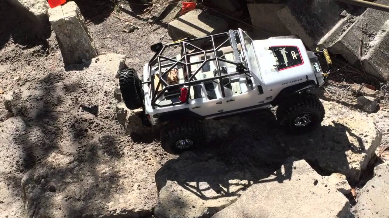Pro Line Flat Iron 1 9 XL G8 Test Run - YouTube