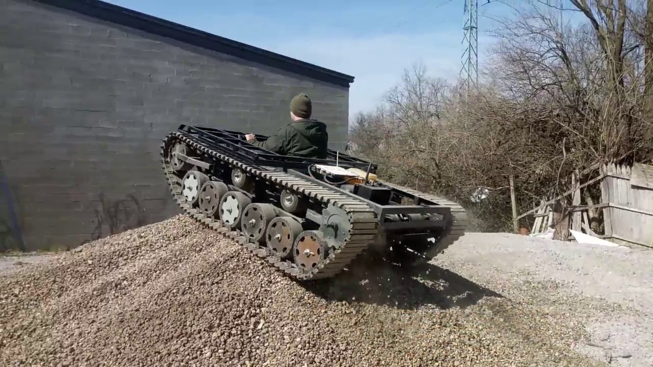 ULTIMATE ROCK CLIMBER SCALED TANK #tankcommanderbt - YouTube