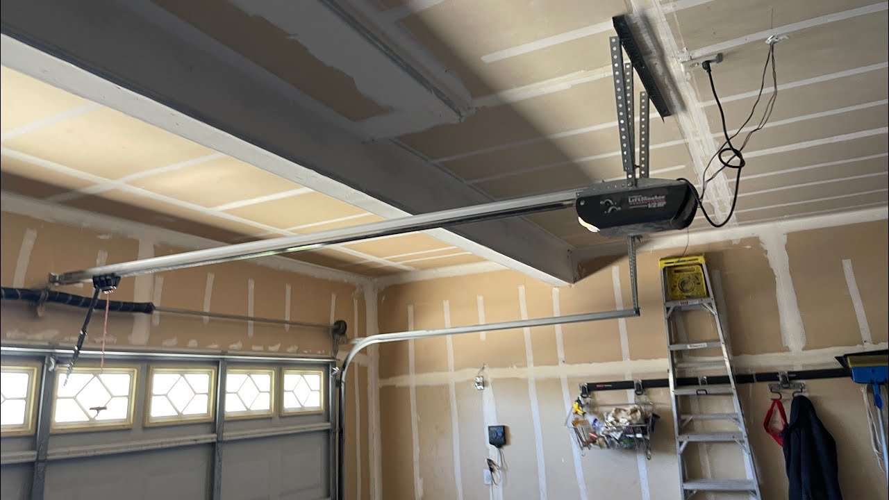 Liftmaster 2220 and 8164W - YouTube