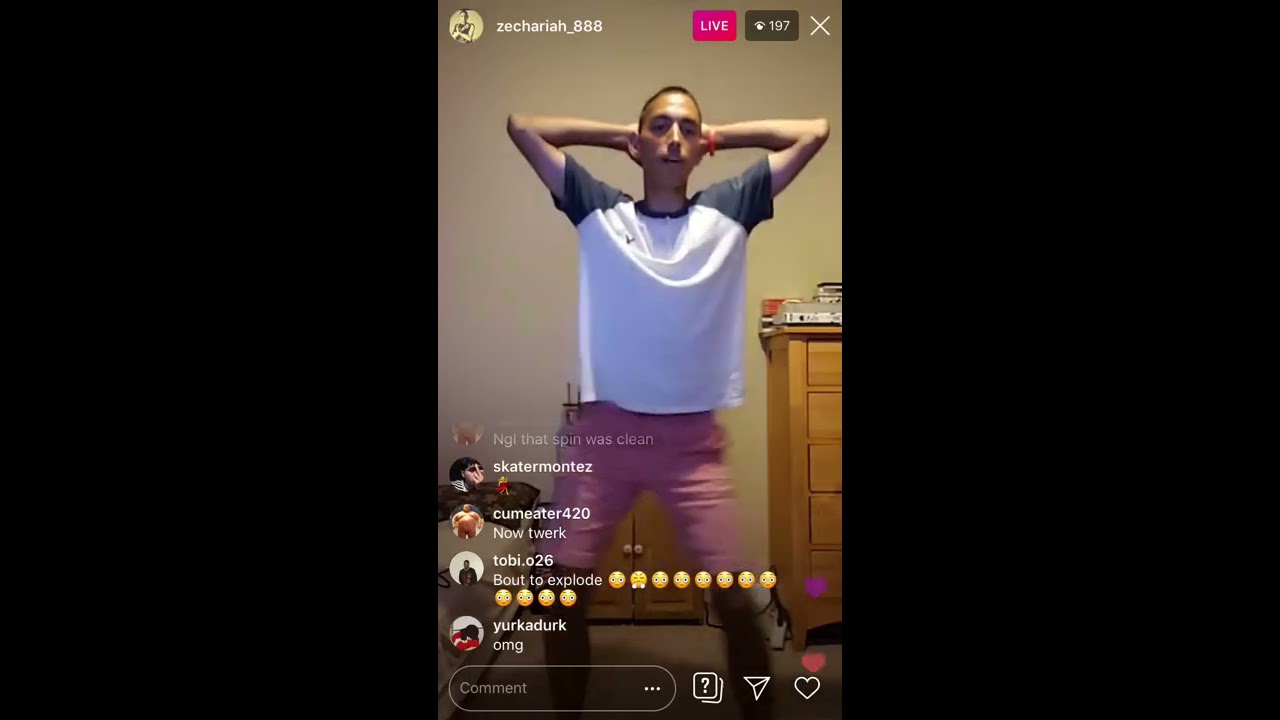 Zech dances with his fly unzipped - YouTube