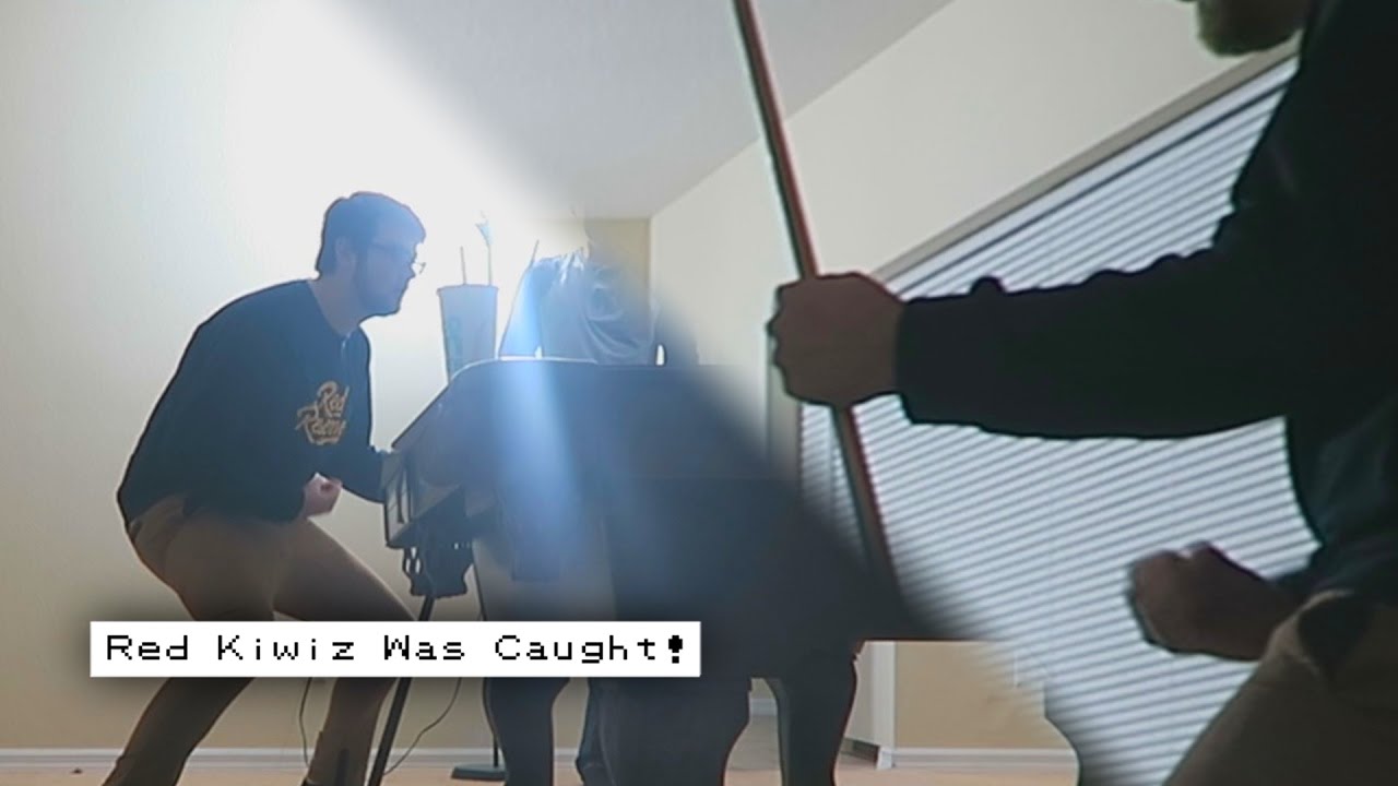 Kiwiz Was Caught! - YouTube