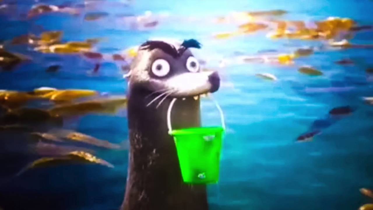 Gerald pitches in to help Marlin and Nemo - Finding Dory ( 2016 ) - YouTube
