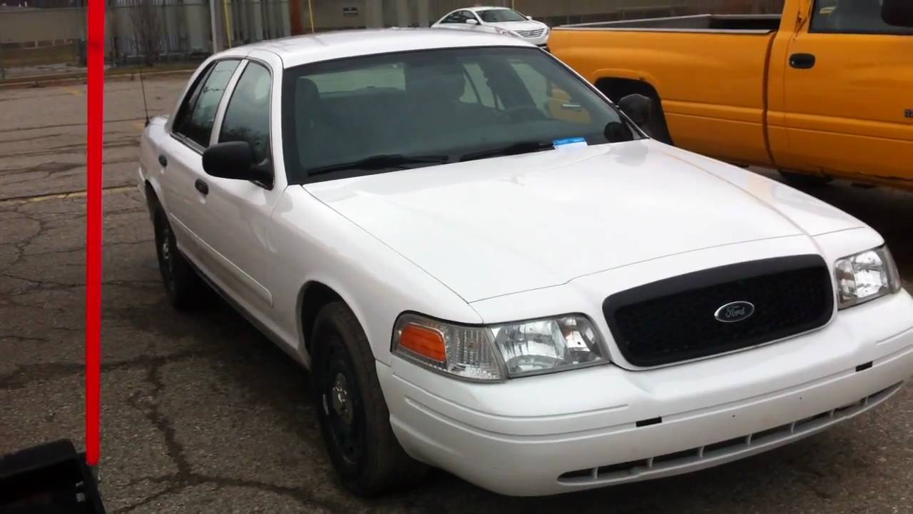 '05 Ford Crown Vic Police Interceptor (Orbitbid.com) - YouTube