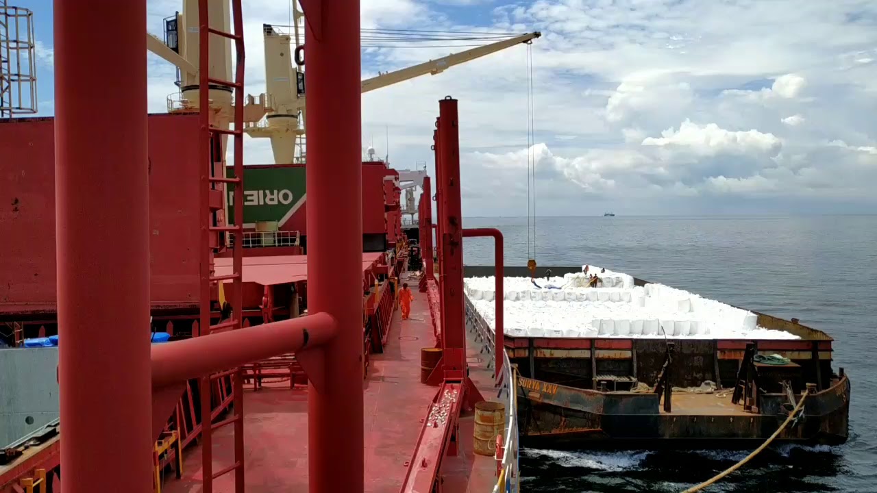 Loading Alumina Process for Mother Vessel in Indonesia - YouTube