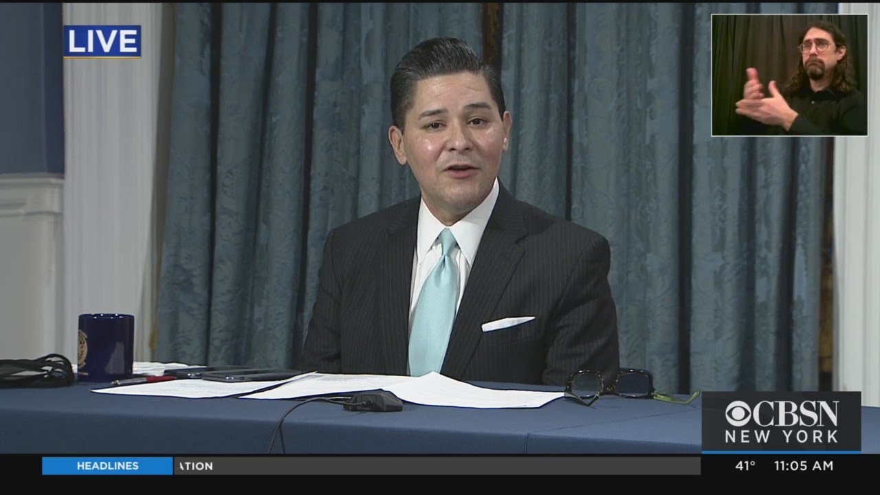 New York City Schools Chancellor Richard Carranza Stepping Down - YouTube
