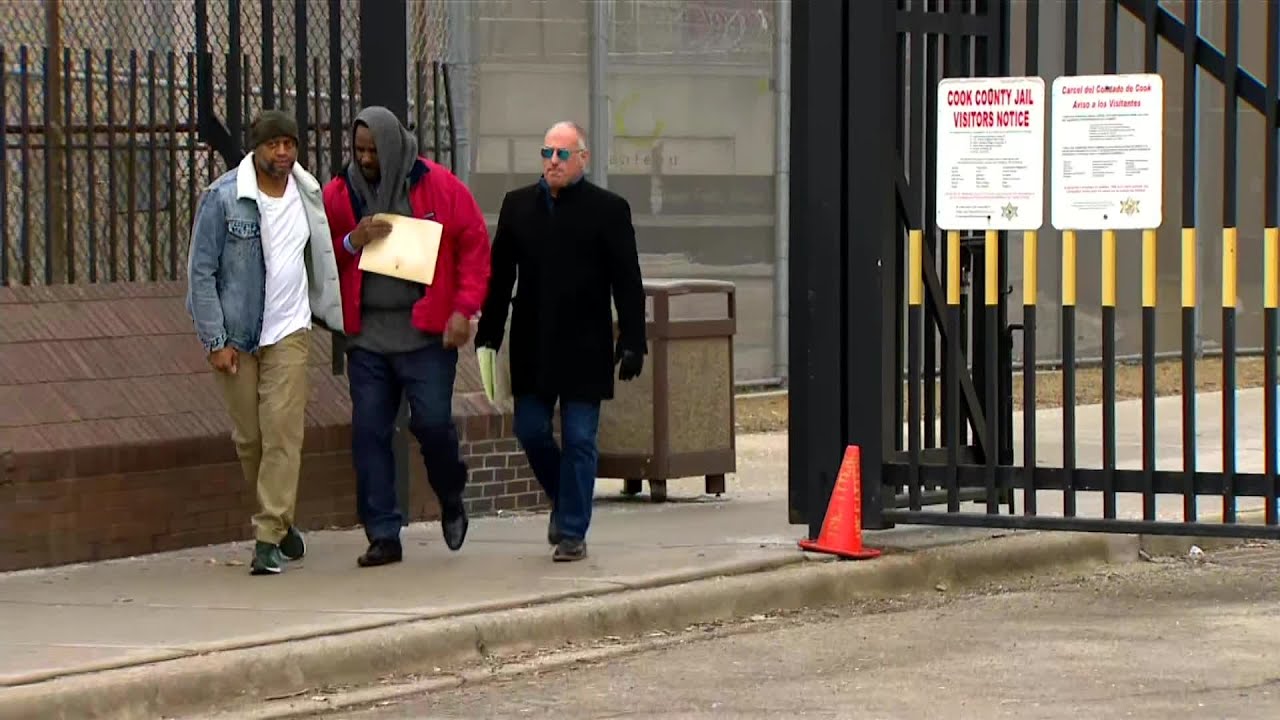 R. Kelly Released From Cook County Jail - YouTube
