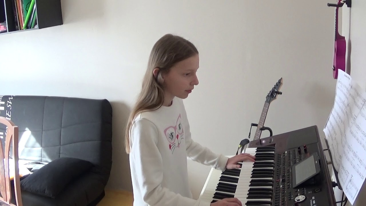 Alyssa LEONARD interprete stand by me sur un korg PA1000 - YouTube