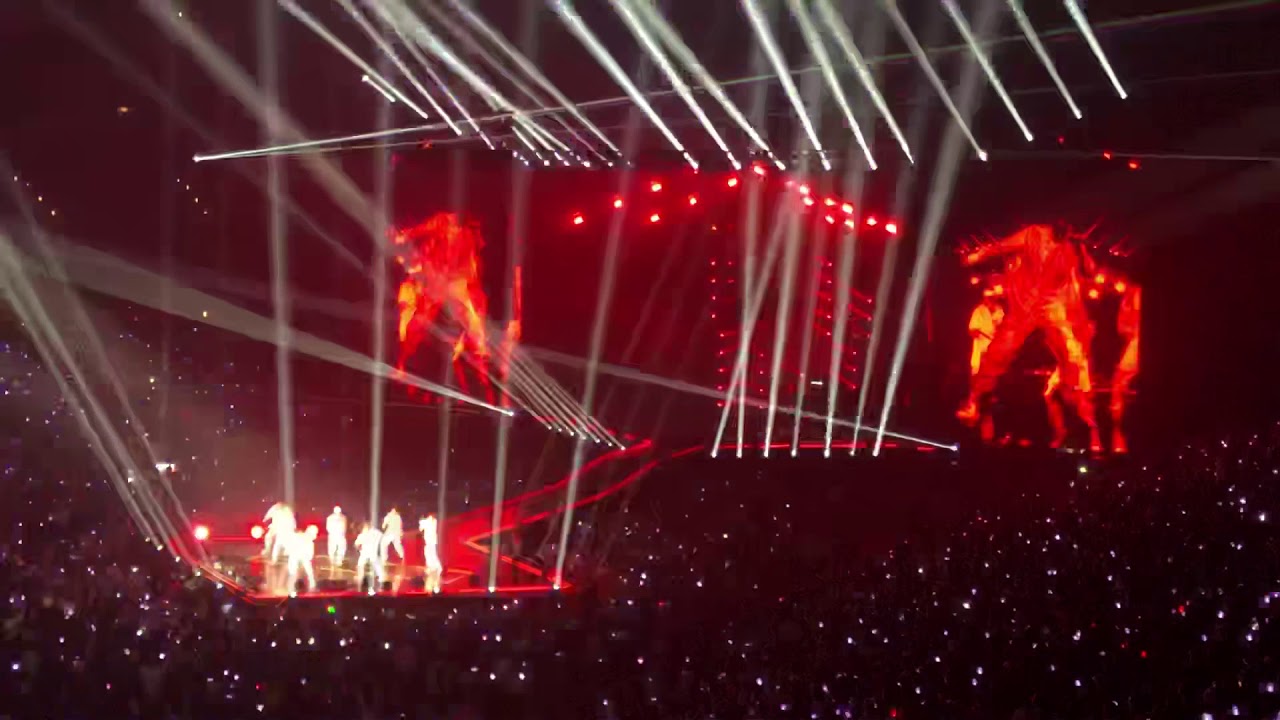 BTS Concert Live (Mic Drop - Steve Aoki Remix) @ Staples Center Los ...