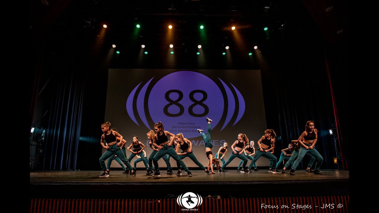 2018 - 2019 Qualifier 13 - Urban Crew (Dansschool Balanze) - YouTube