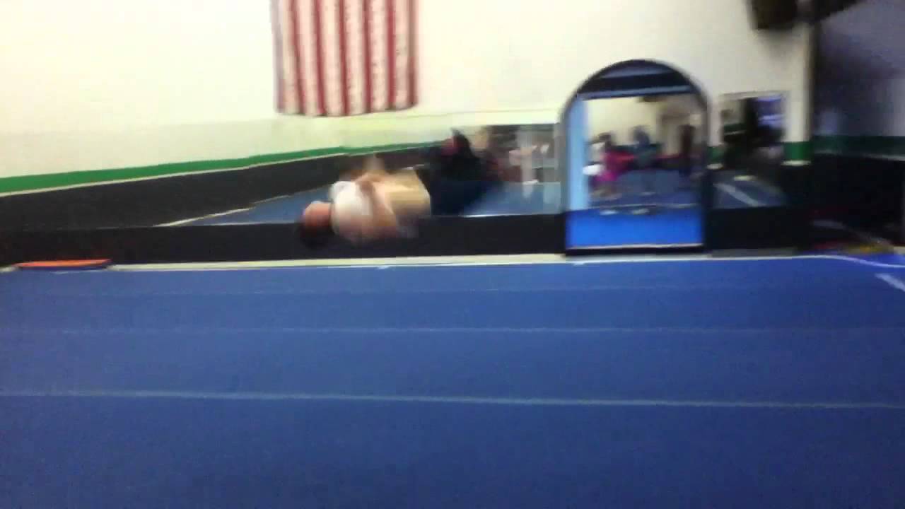 Tumbling fail - YouTube
