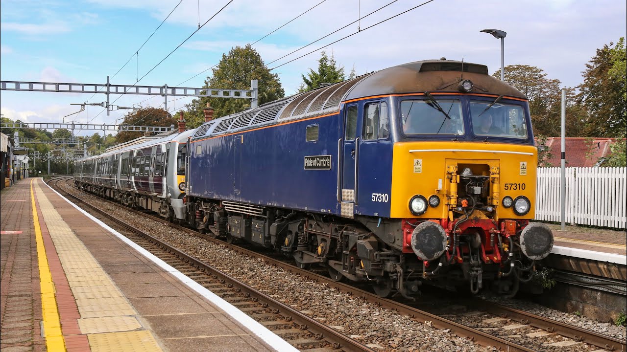 ROG 57310 dragging Heathrow Express Class 387 through Pangbourne 05/10 ...