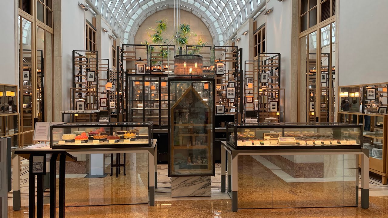 Buffet Lunch at Colony, Ritz-Carlton, Singapore - YouTube