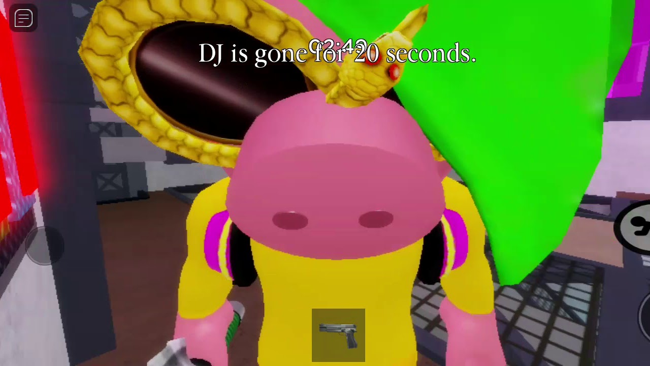 Apple bloom plays piggy - YouTube