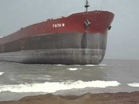 Ship Beaching "FAITH N" Part 2/4 - YouTube