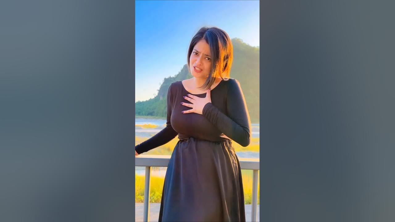 Ek bechaini si hoti hai tere Naam se 🥰🥰 #trending 🔥🔥 #song 😍😍 #music - YouTube