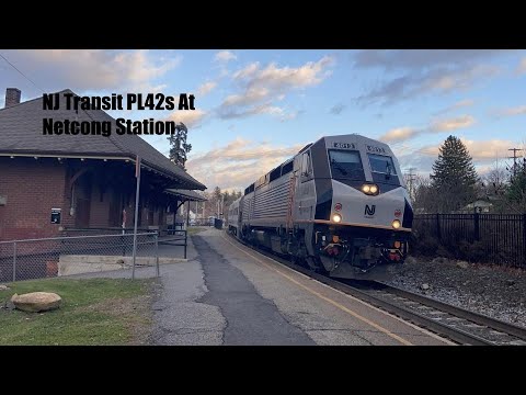 Two NJ Transit PL42s At Netcong Station 12/2/20 - YouTube