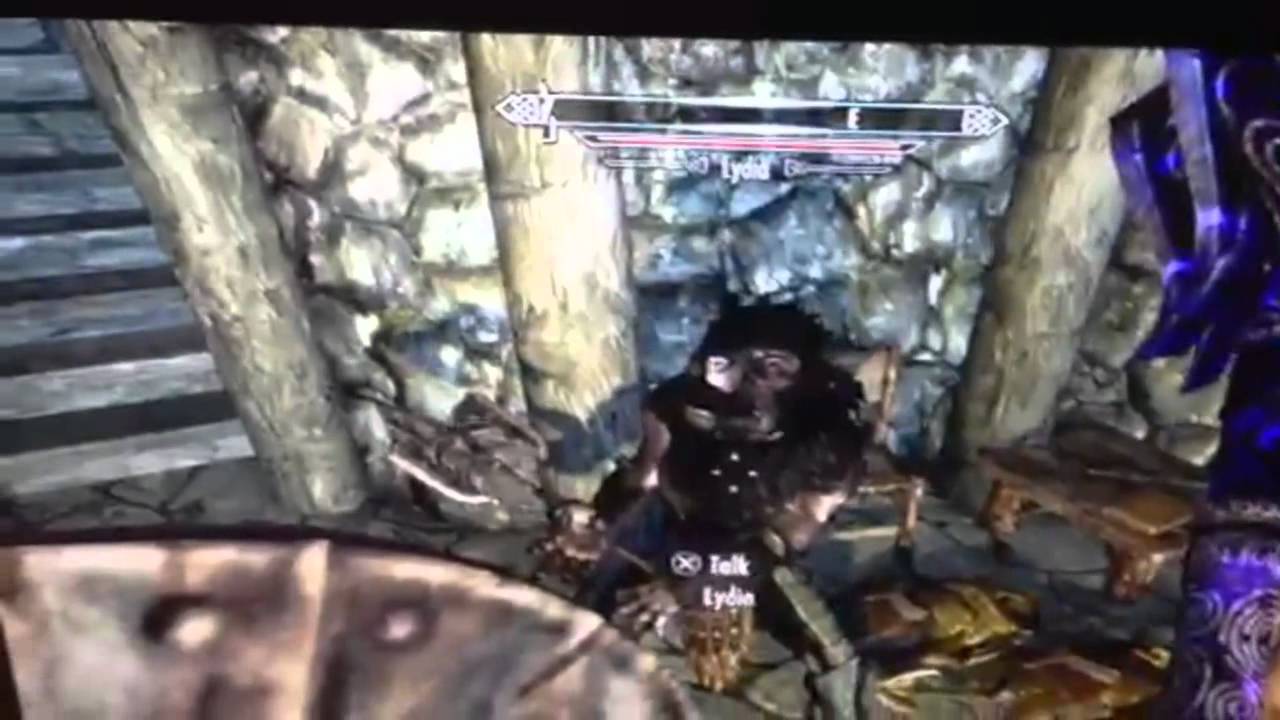 Skyrim Glitch! Lydia turns into a Werewolf! - YouTube