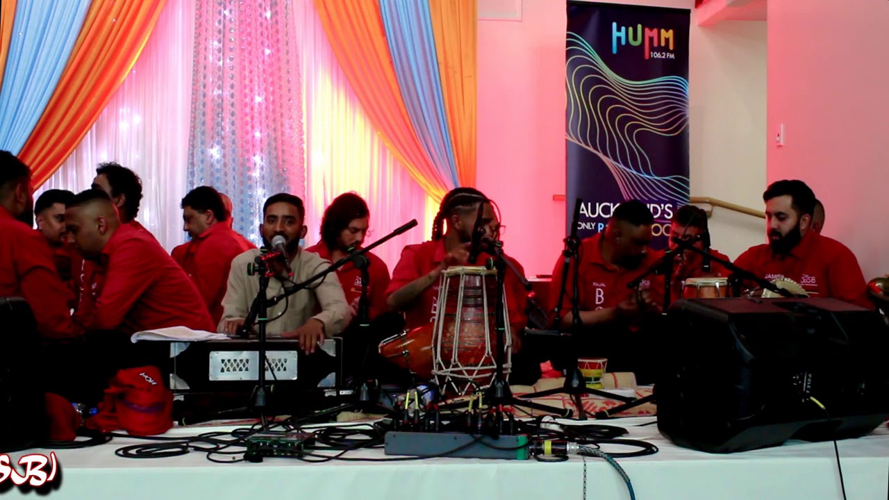 Humm FM Grand Kirtan Night Ravinesh Chand Ravi & Daven Nath {2nd Shri ...
